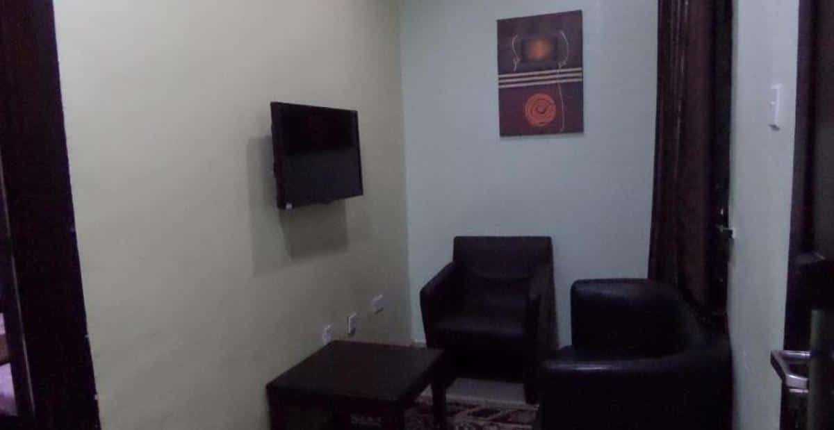 V.i.p Room In Alheri Suites In Ibadan, Oyo | Plistbooking.com | 312560