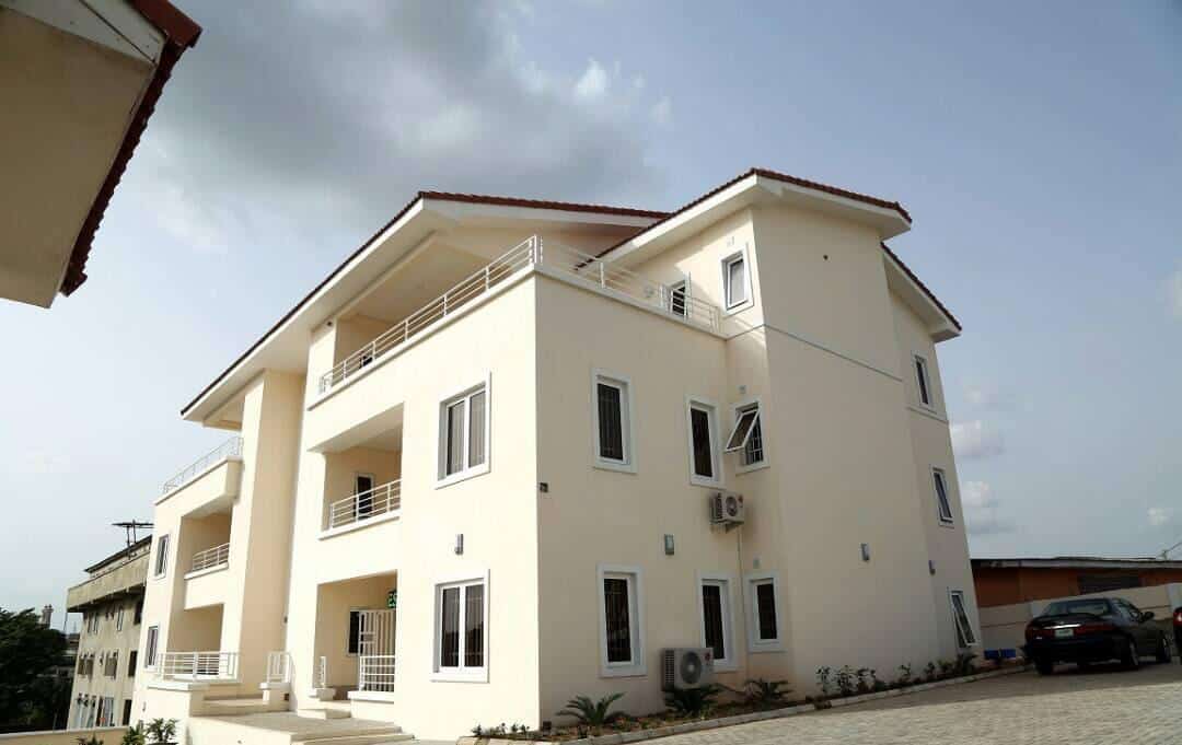 Penthouseroom In Biobak Kitchen And Apartment Hotel In Ibadan, Oyo ...