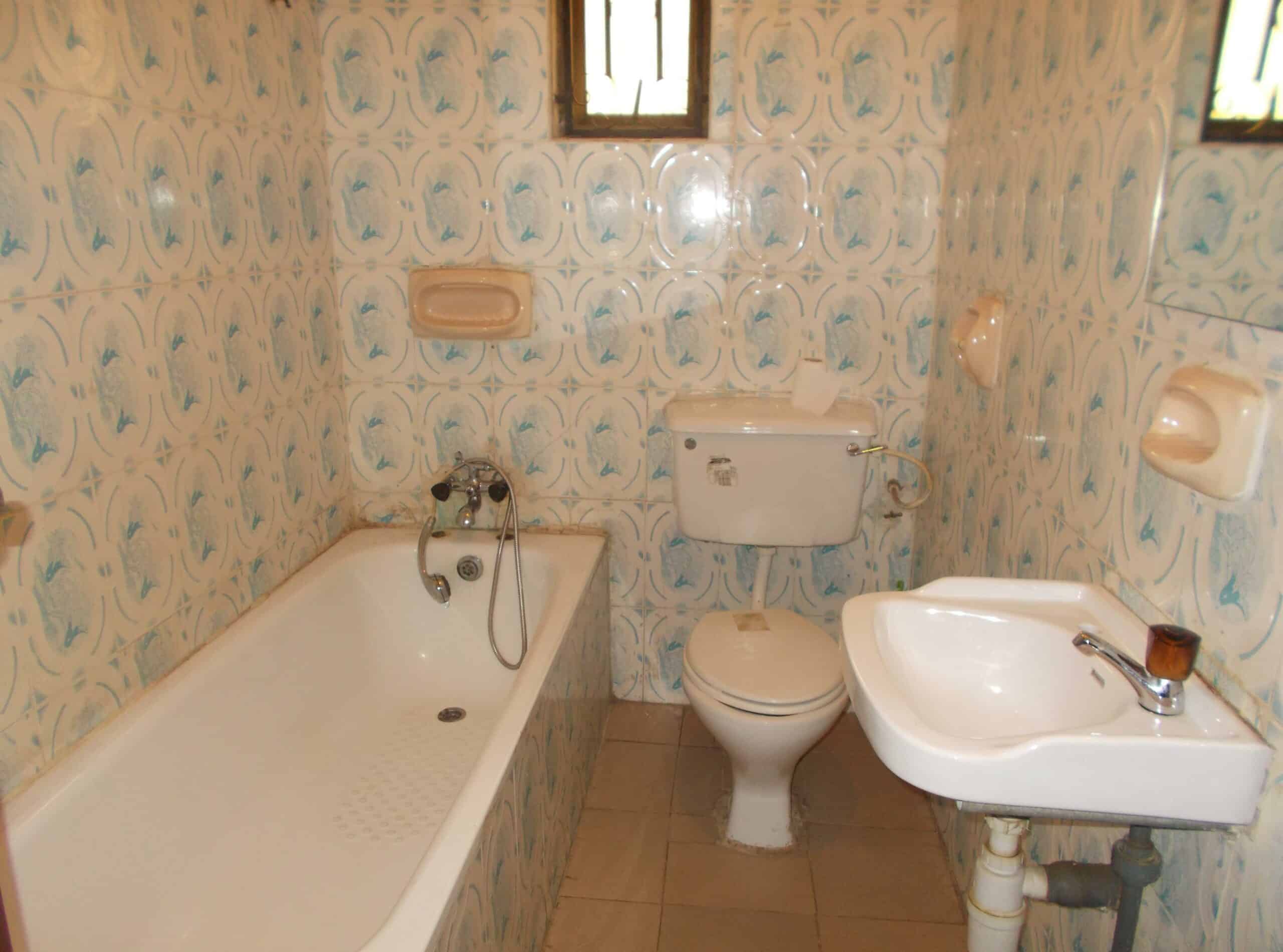 Twin Room In Creme Suites In Maryland, Lagos | Plistbooking.com | 312420