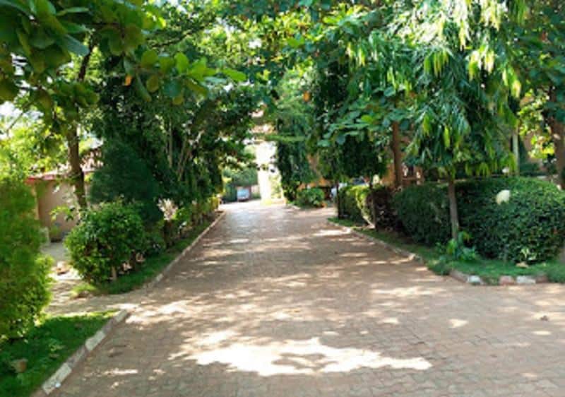 Suite(deposit Of 11,000 Which Will Be Refunded Upon Check Out) Room In ...