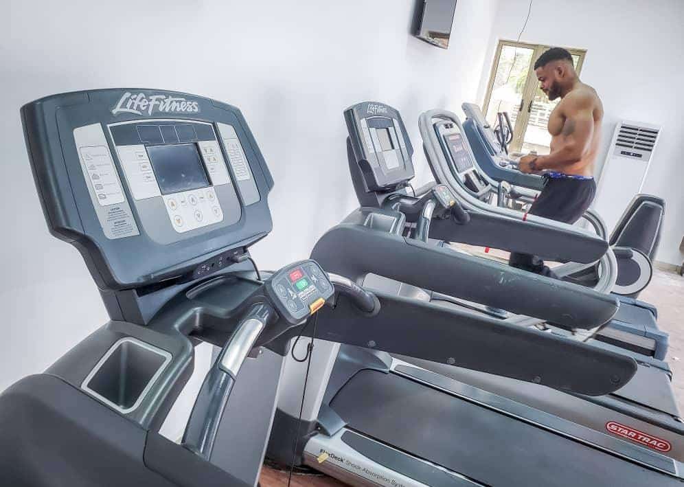 Deluxe Room In Rento Hotels And Suites In Owerri, Imo | Plistbooking ...