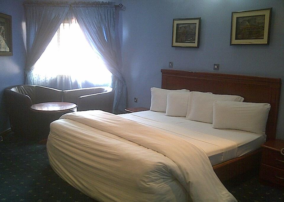 Royal Room In Solitude Hotel In Victoria Island, Lagos | Plistbooking ...