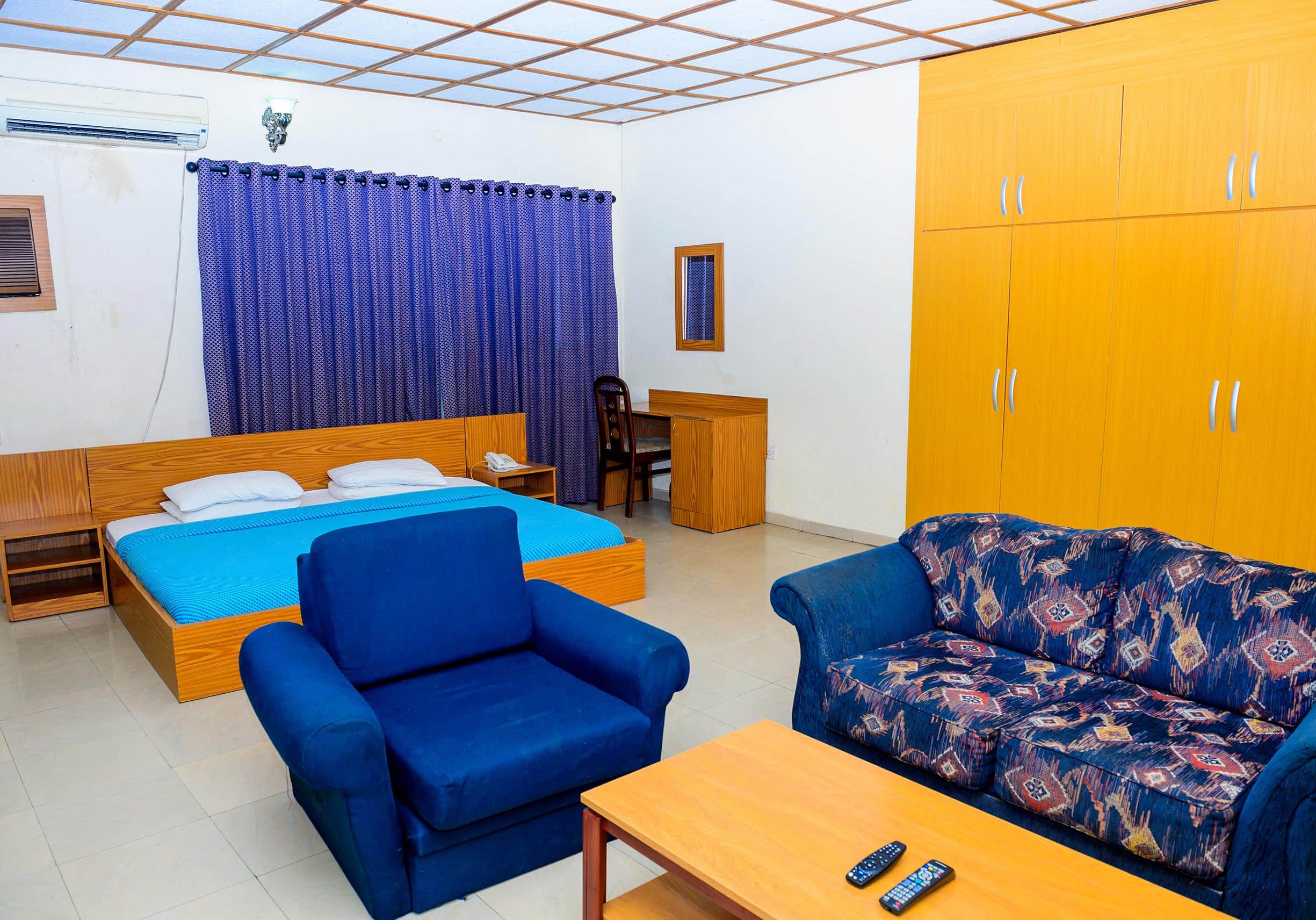 Deluxe Room In The Bridge Lodge In Lekki, Lagos | Plistbooking.com | 301552