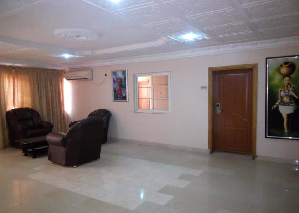 Super Deluxeroom In The Maybach Hotel In Independence Layout, Enugu ...