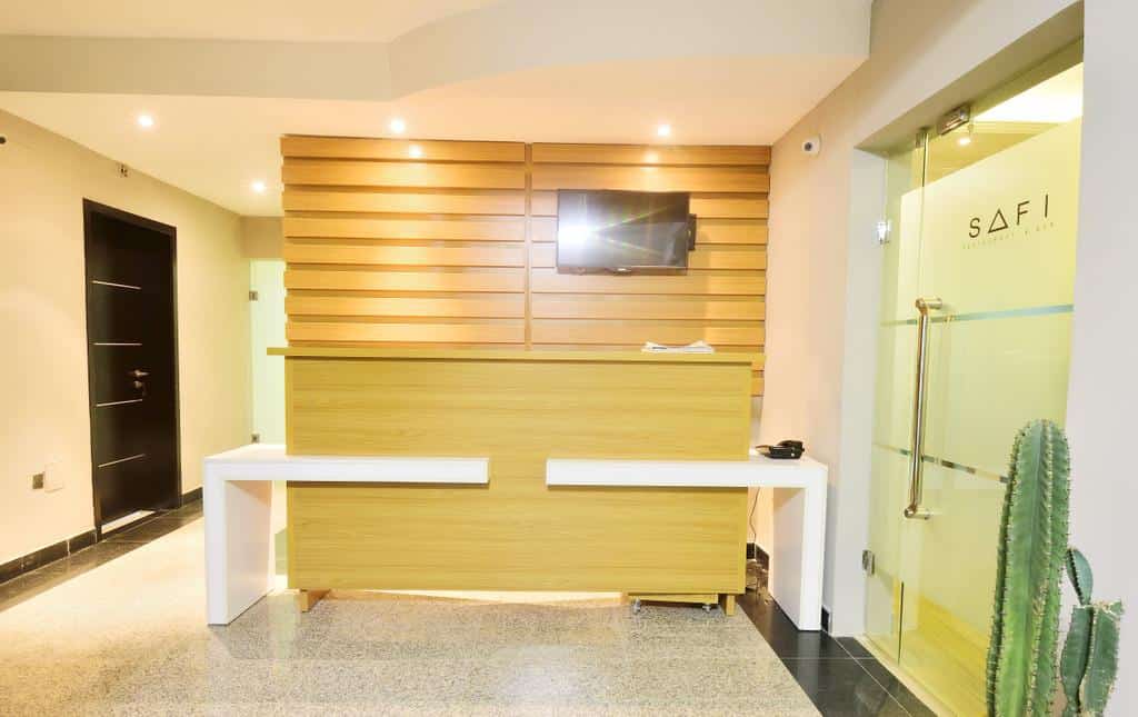 Deluxe Room In Villa Thirty Three, Lekki Phase 1, Lagos | Plistbooking ...